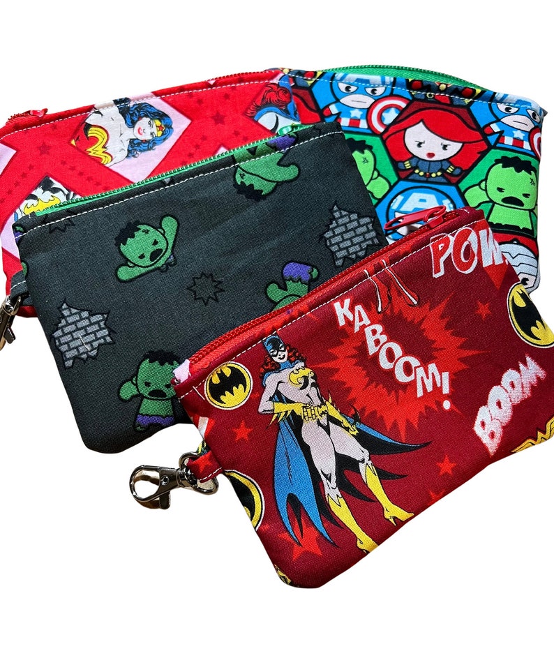 Superheros Fabric Zipper Pouch, Marvel and DC Comics Clip-on Pouch ...