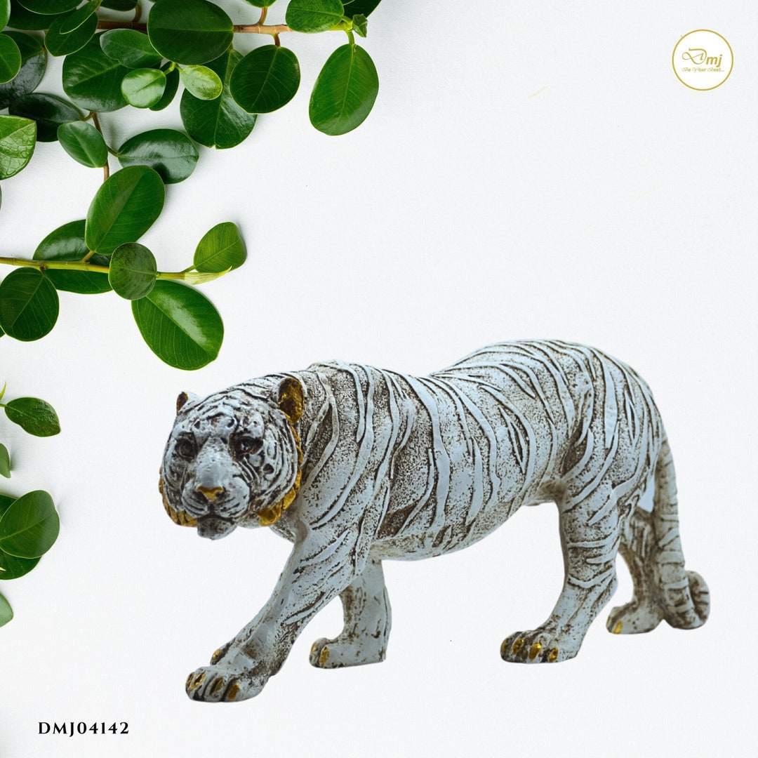 Elegant Vintage Tiger Sculpture – Unique White Tiger Showpiece for Home ...