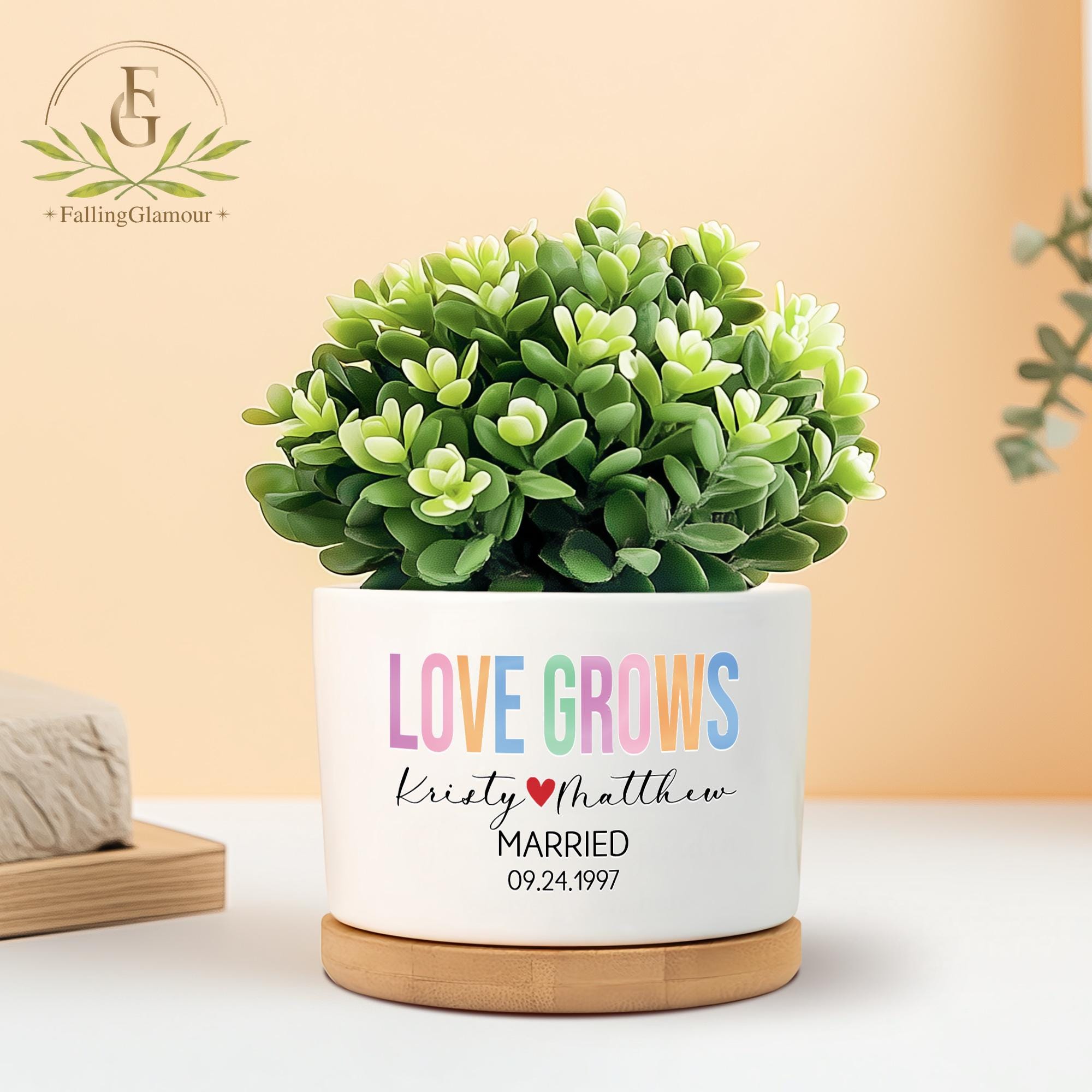 Personalized Wedding Plant Pot, Custom Wedding Gift for Couple ...