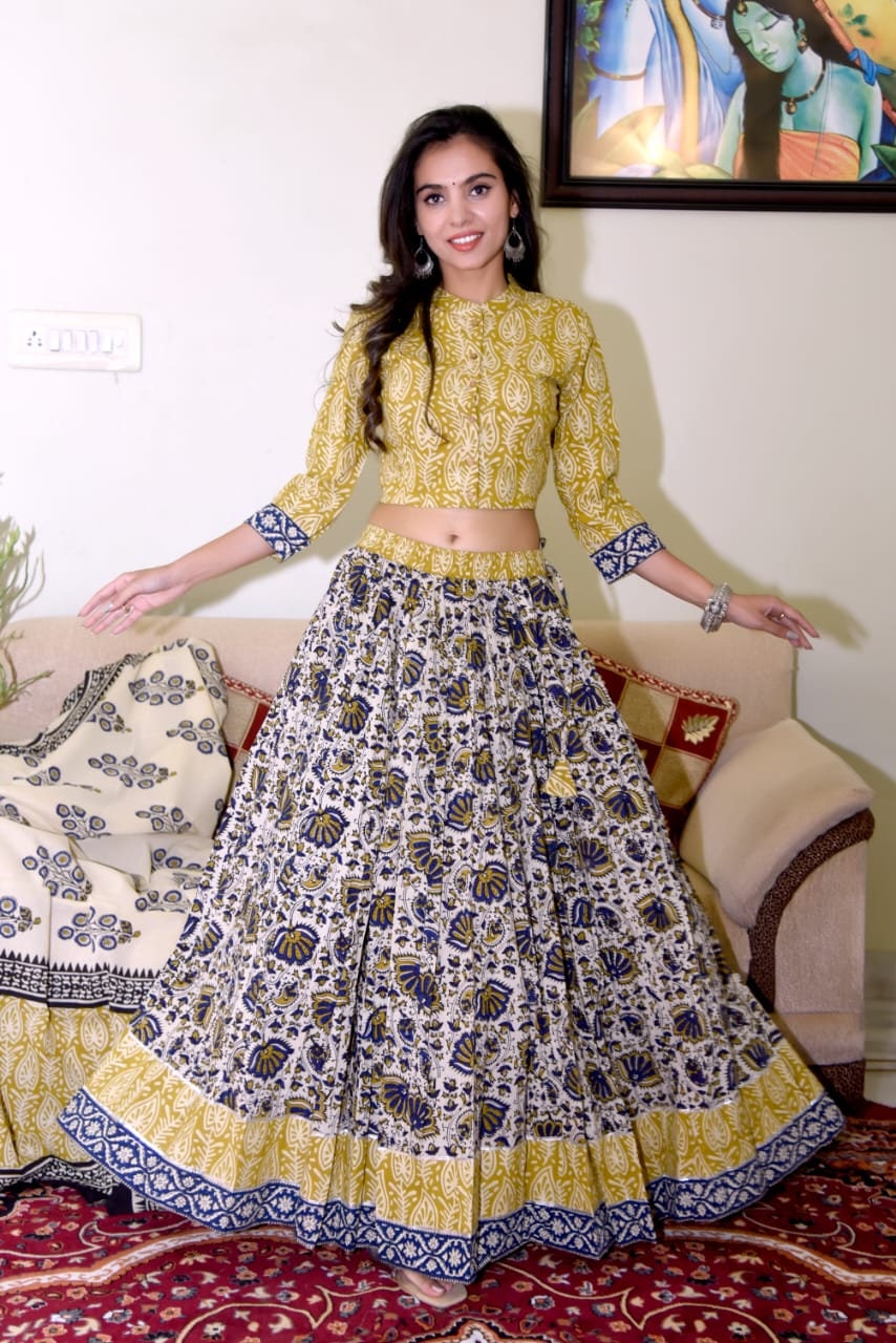 Navratri Chaniya Choli for Garba Night Dress Cotton Top and Skirt for ...