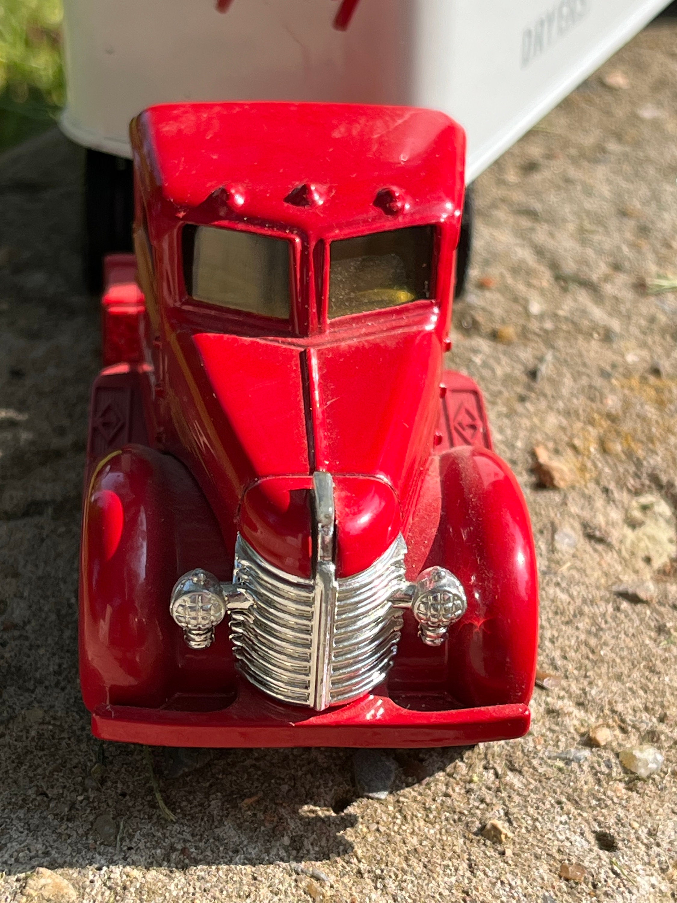 Die Cast Ertl Maytag 1948 Diamond t Tractor-trailer - Etsy