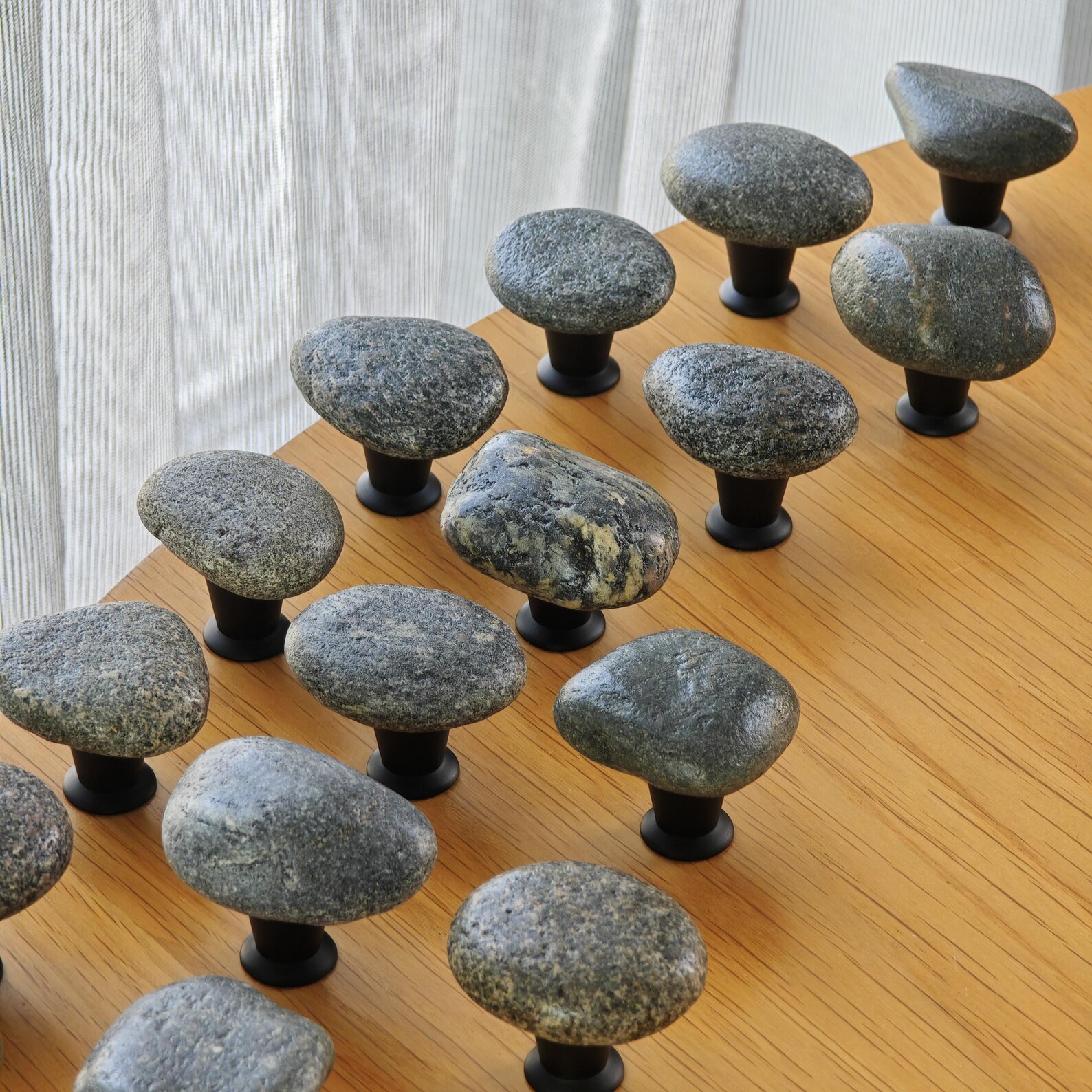 Beach Stone Pulls and Knobs. Kitchen Handles for Dressers, Cupboards ...