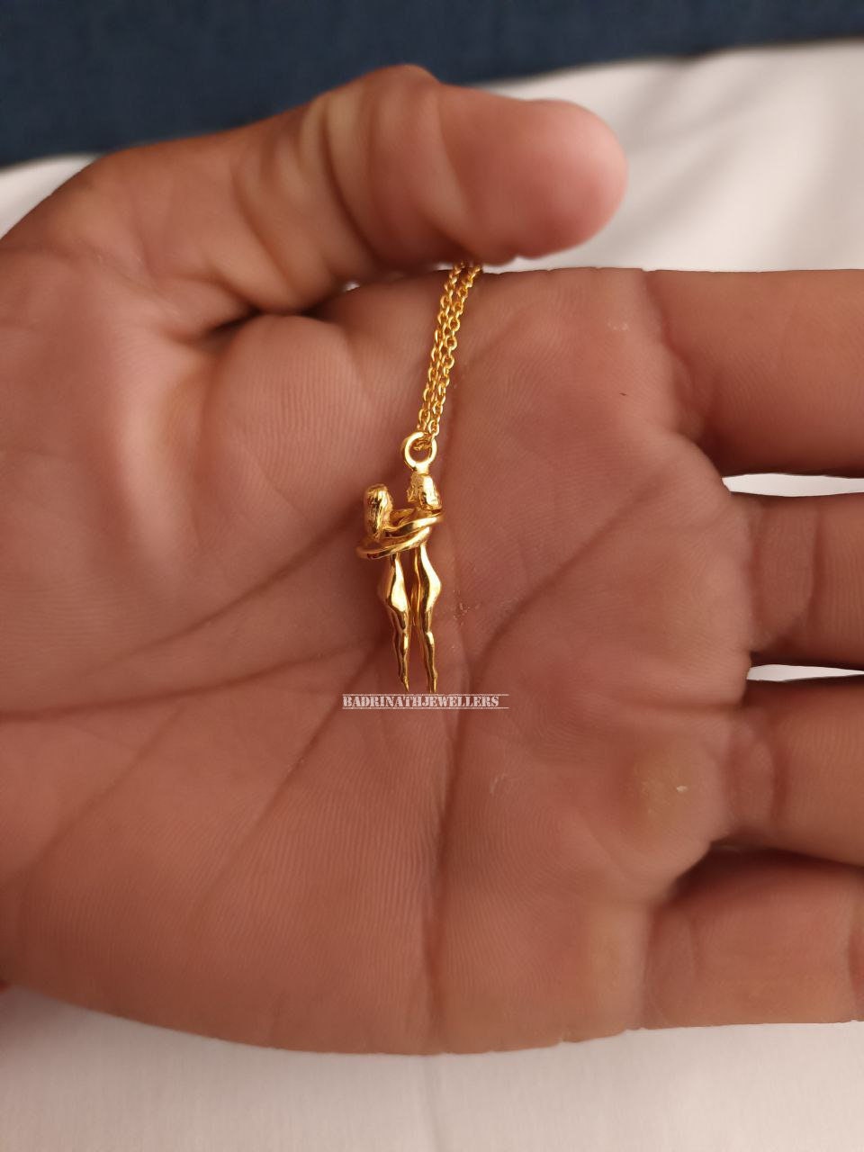 Hug Necklace, Hug Pendants, Double Females Hug Necklace, Emotional ...