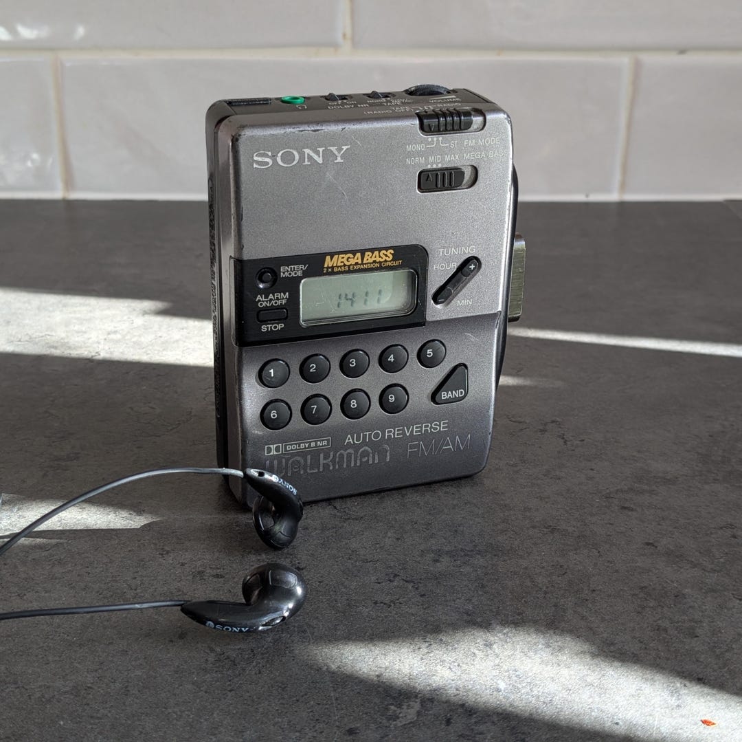 Sony Walkman Cassette Player & Radio WM-FX43 Retro - Etsy
