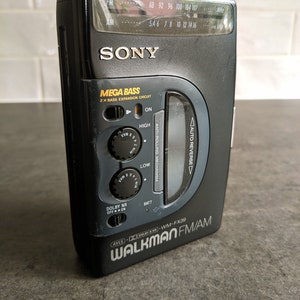Sony Walkman Cassette Player & Radio WM-FX39 Retro - Etsy