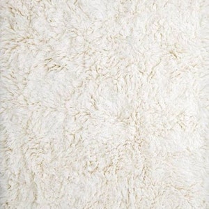 Solid White Colour Rectangular Shag Hand Woven Woolen Rug Premium ...