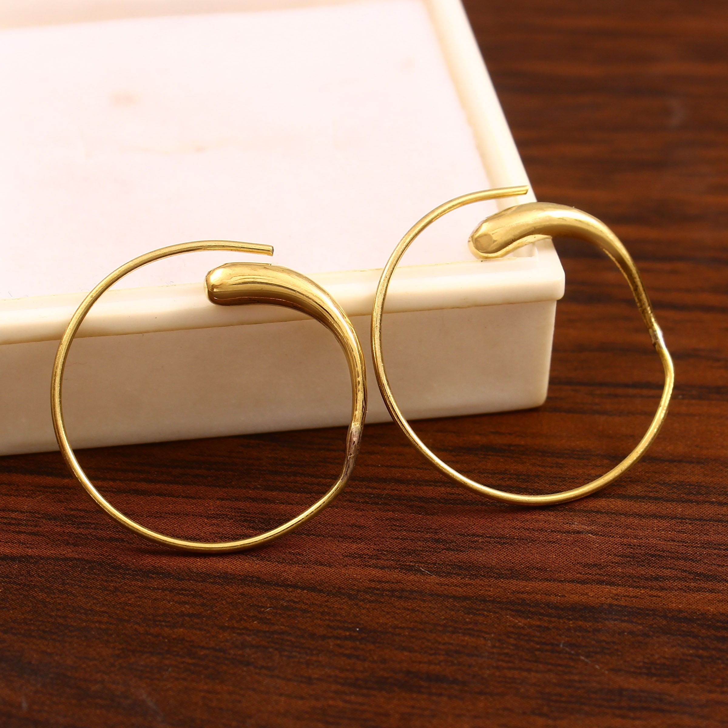 Minimalist Matte Gold Spiral Twist Threader Hoop Earrings, Gold Medium ...