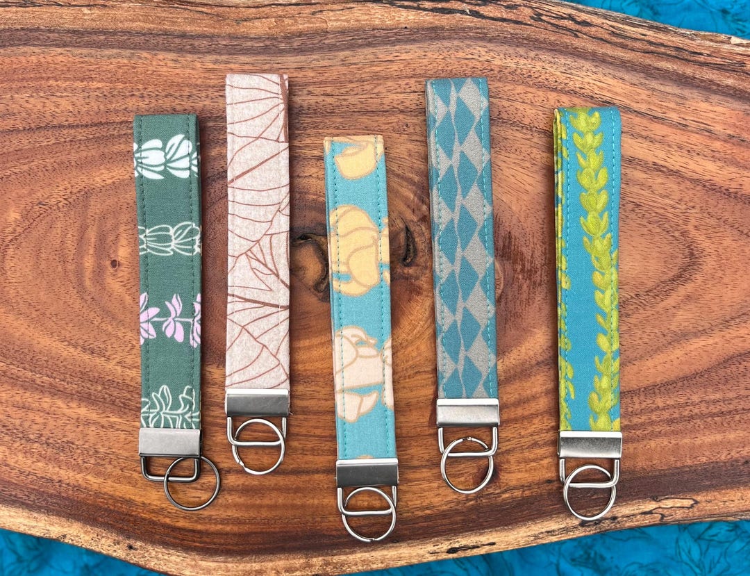 Palaka Key Fob: Hawaiian Print Cotton Wristlet - Etsy