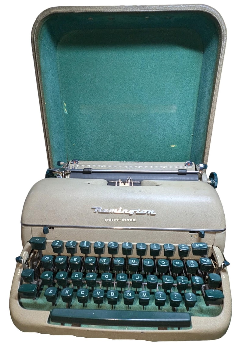 Remington Rand Quiet-riter Miracle Tab Green Typewriter W/ Case Vintage ...
