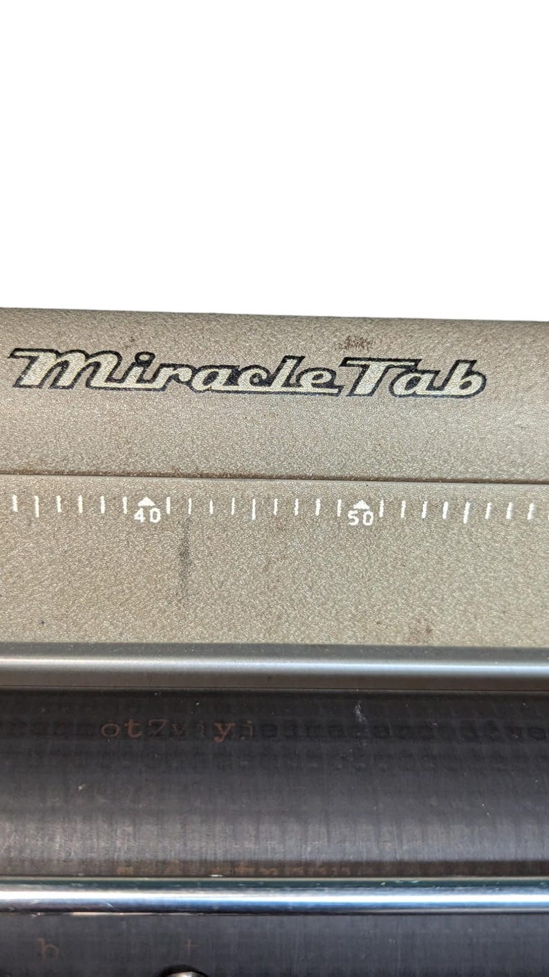 Remington Rand Quiet-riter Miracle Tab Green Typewriter W/ Case Vintage ...