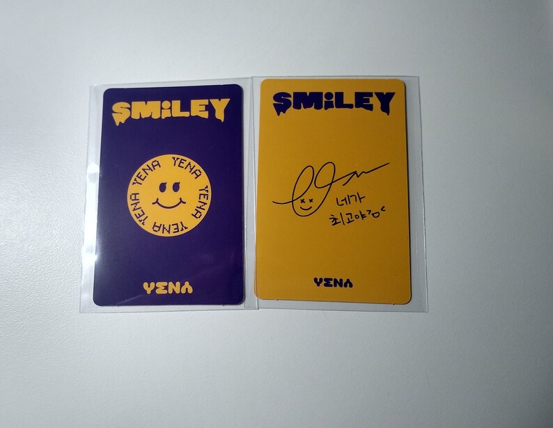 Smiley official Yena Holographic Card & Normal Photocard - Etsy