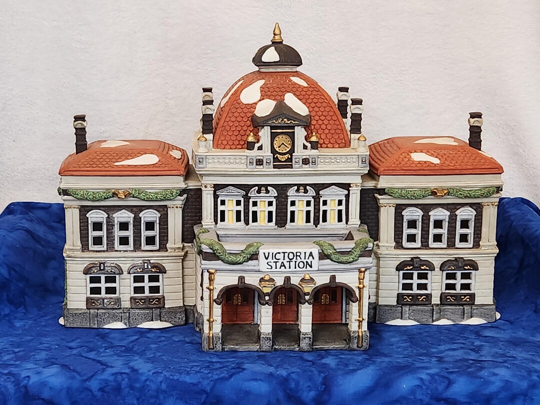 Victoria Station Dickens Village Series Heritage Village Collection ...