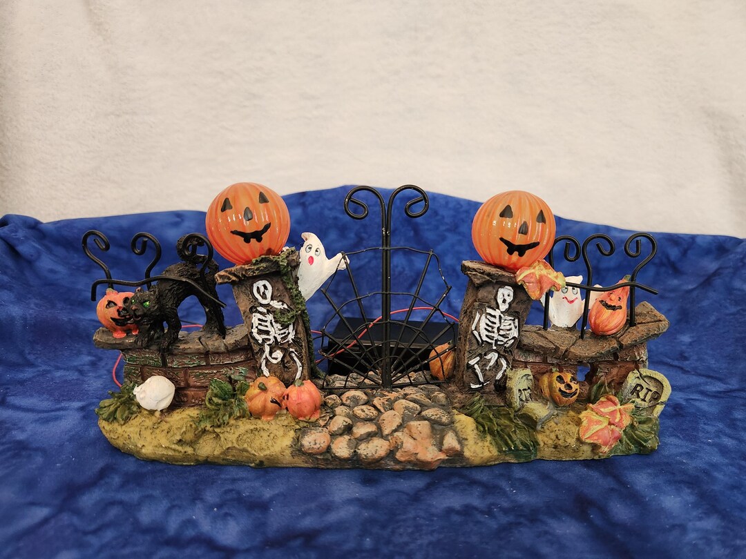 Gateway Spooky Hallow Halloween House Accessory Home Décor, Gift for ...