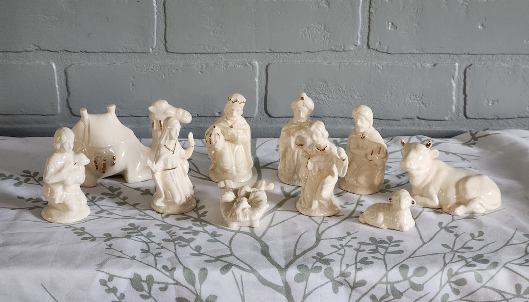 Porcelain Nativity Set White With Gold Trim 10 Piece - Etsy