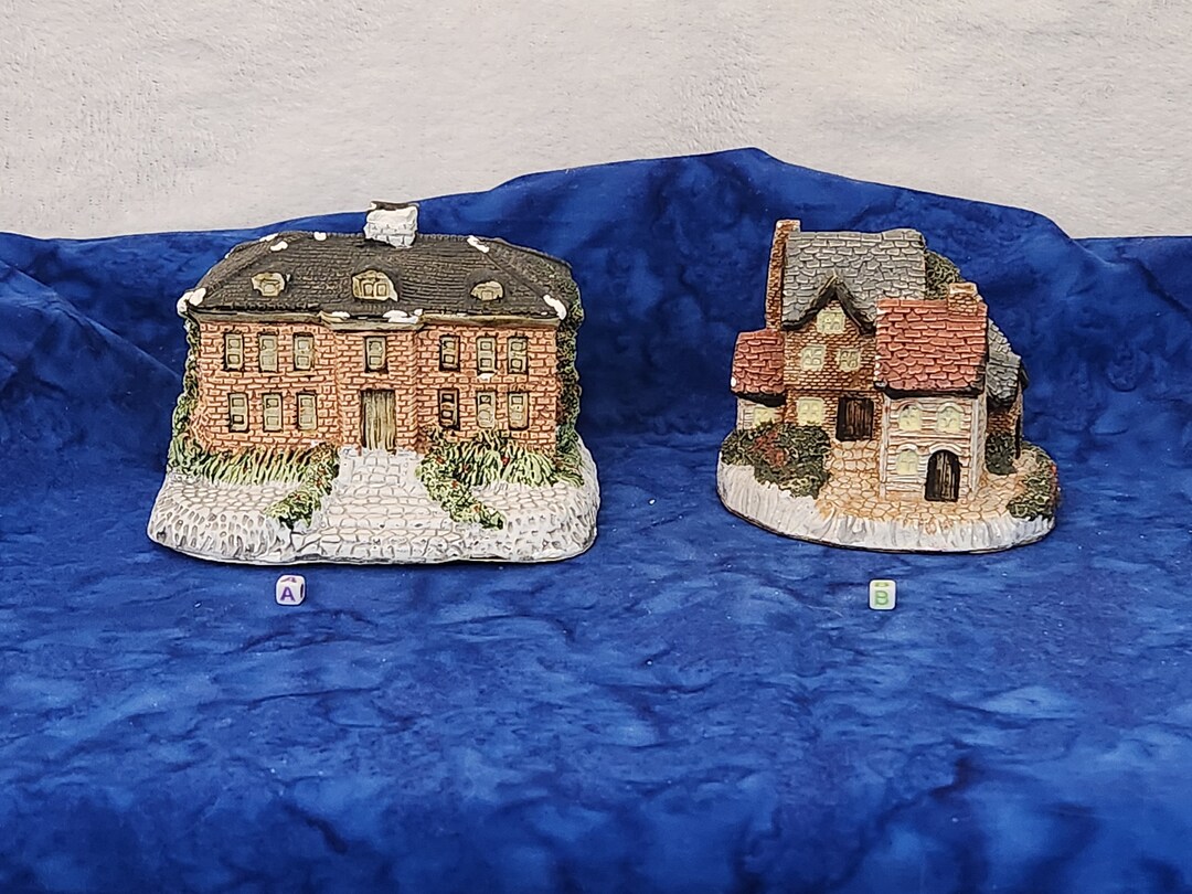 Old World Cottage Series Royal Heirloom Collection Set of Two Cottage ...