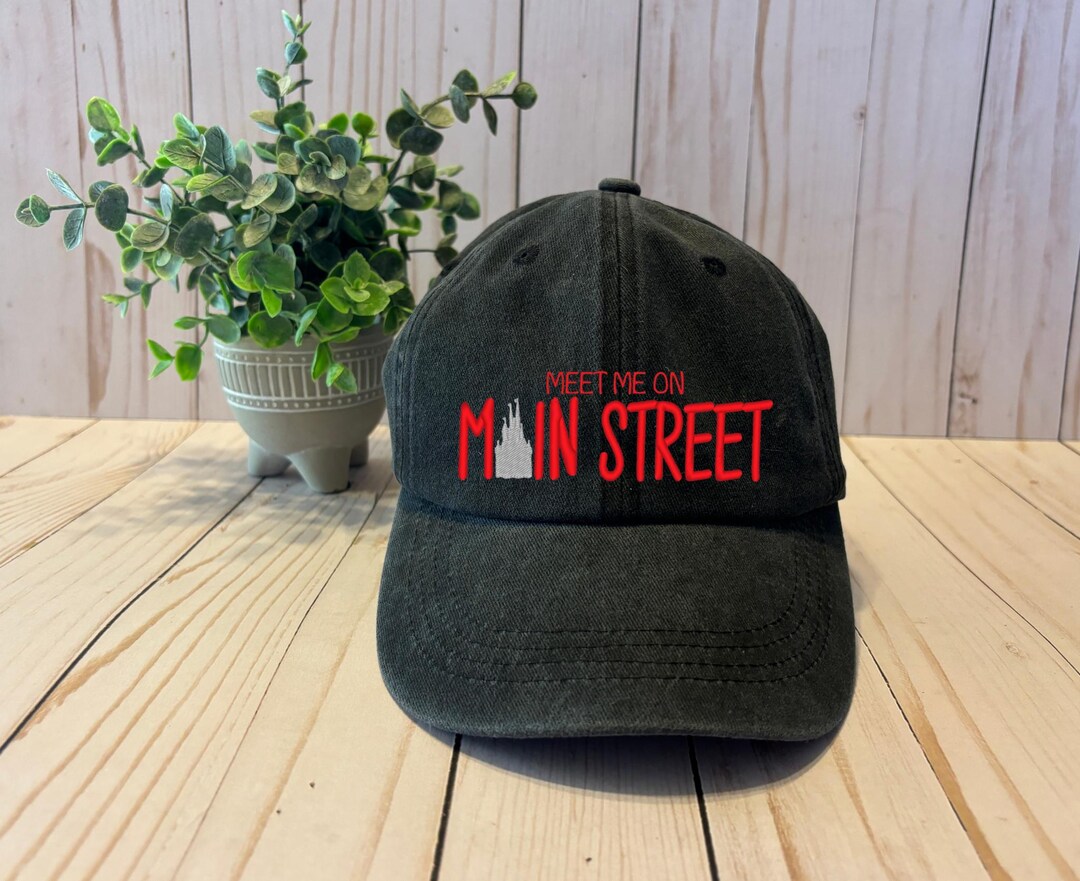Disneyland Main Street Baseball Hat, Magic Kingdom, Red Embroidered ...