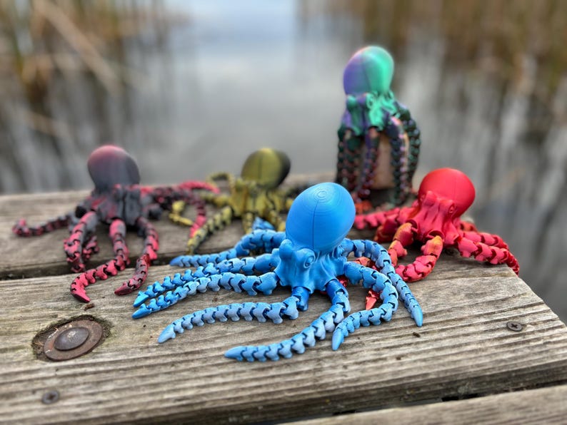 Articulated Octopus | Dual/tri Color Filament | 3D Printed | Designed ...