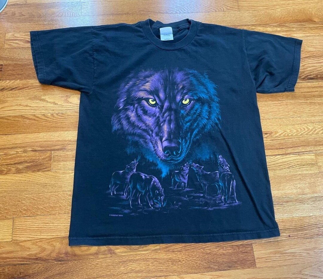 Wolf 90s Vintage Graphic Shirt, Wolves Lovers Retro Tee, 2000s Nature ...
