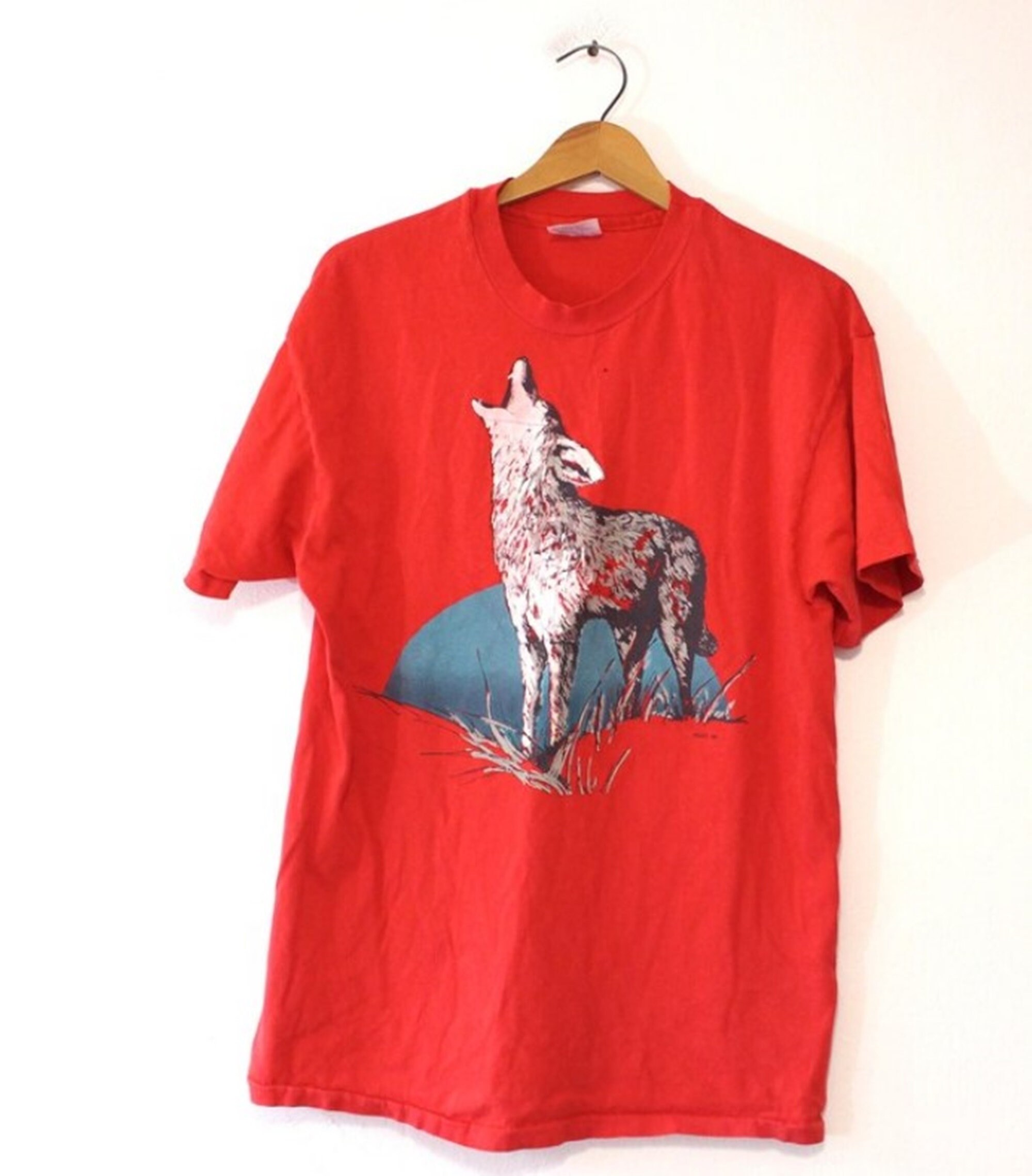 Vintage Wolf T Shirt, Vintage Wolf Sweatshirt, Gift for Her, Gift for ...