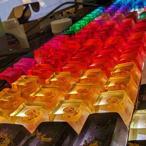 Lime Green Blank 1U Accent Keycaps, Transparent Hand Polished Resin OEM ...