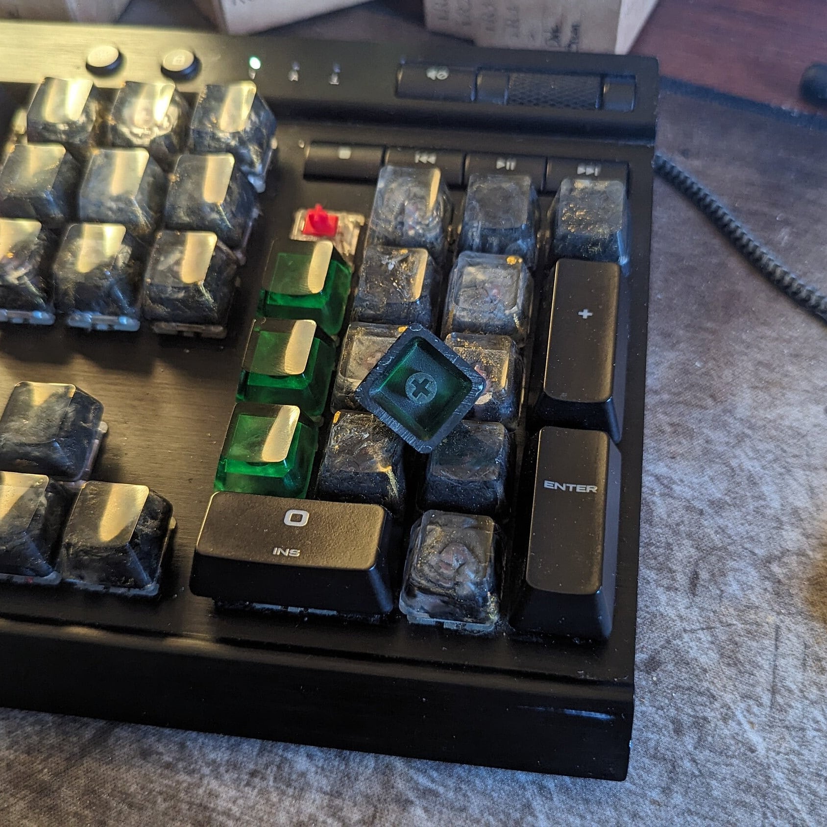 Dark Green Blank 1U Accent Keycaps, Transparent Hand Polished Resin OEM ...