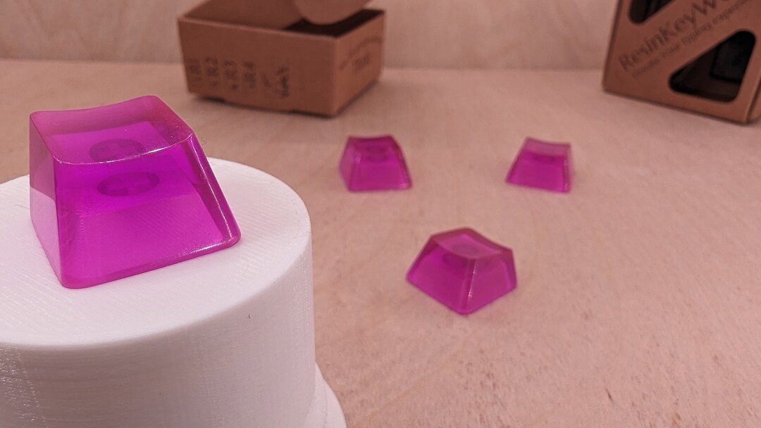 Violet Blank 1U Accent Keycaps, Transparent Hand Polished Resin OEM ...