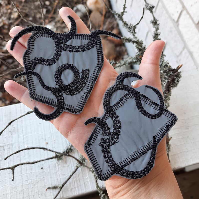 Snakes Medusa Gorgons Worms Pair of Iron on Reflective Embroidered ...