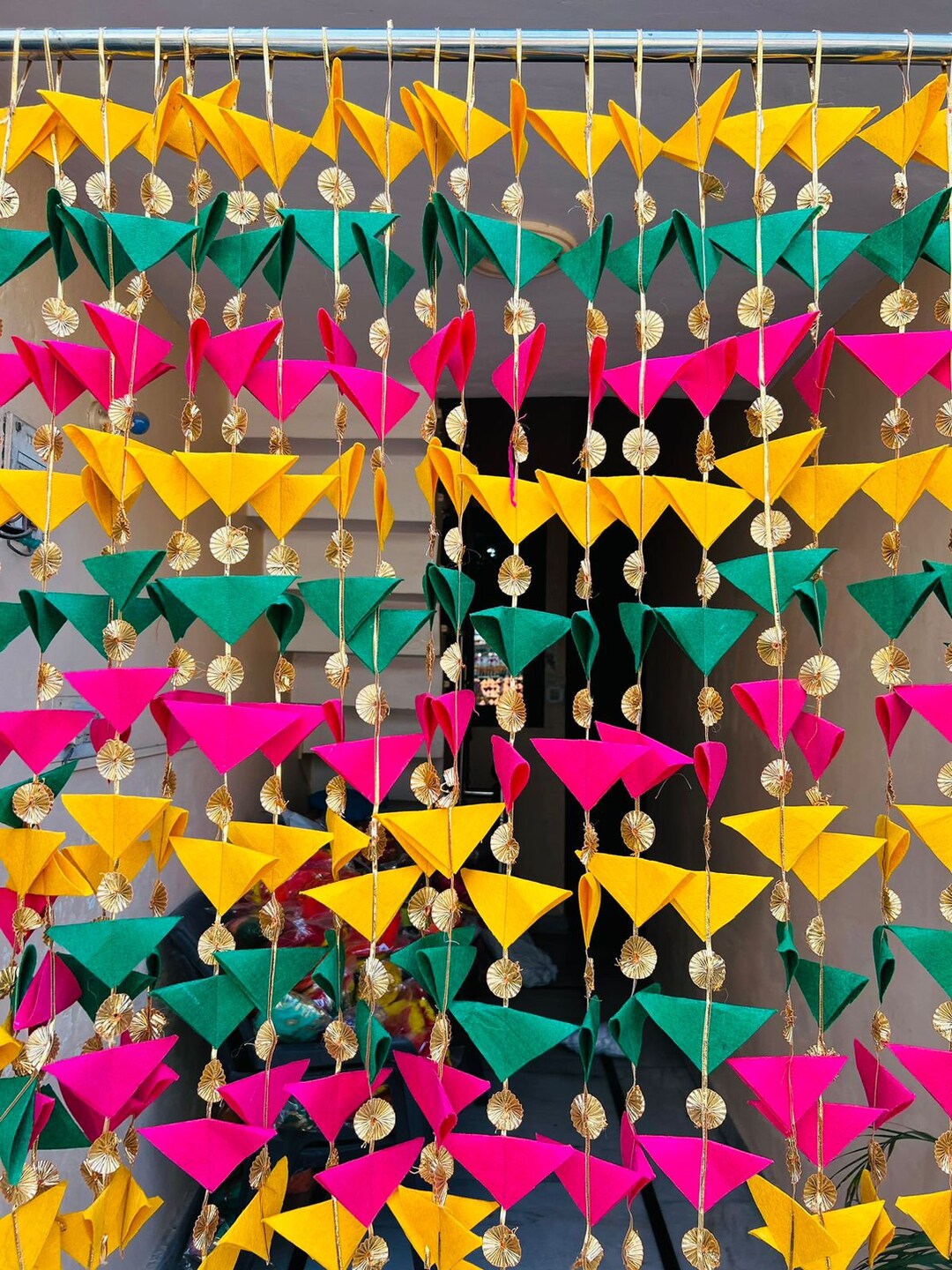 Colourful Decorative String, Haldi Mehendi Backdrop, Stage Backdrop ...