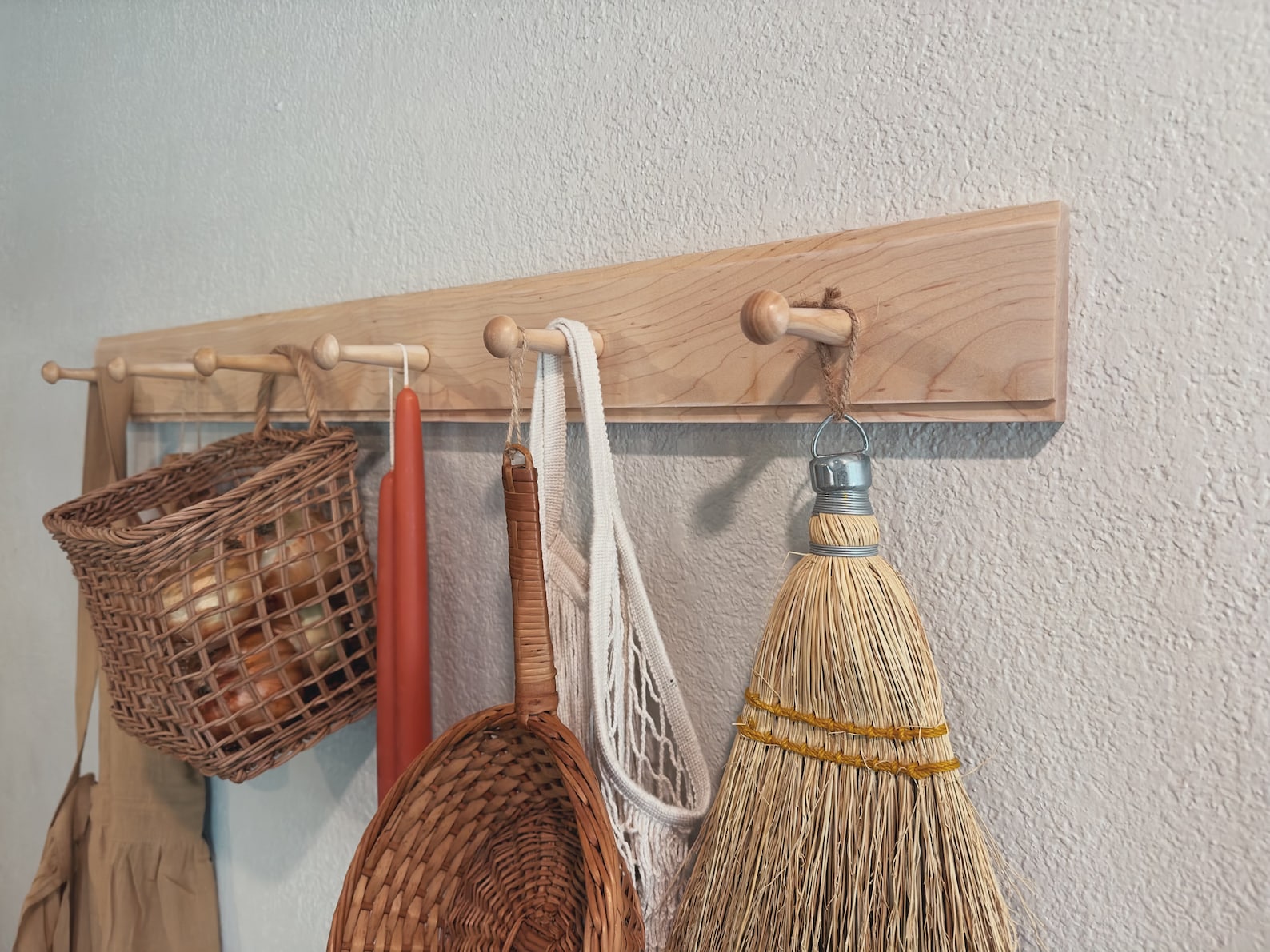 Solid Maple Shaker Peg Rail Coat Rack - Etsy