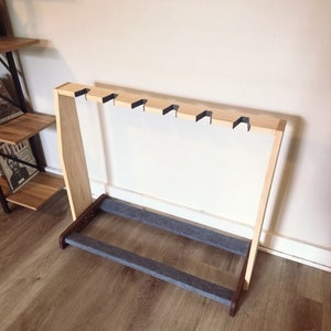 Custom Guitar Stand - Etsy