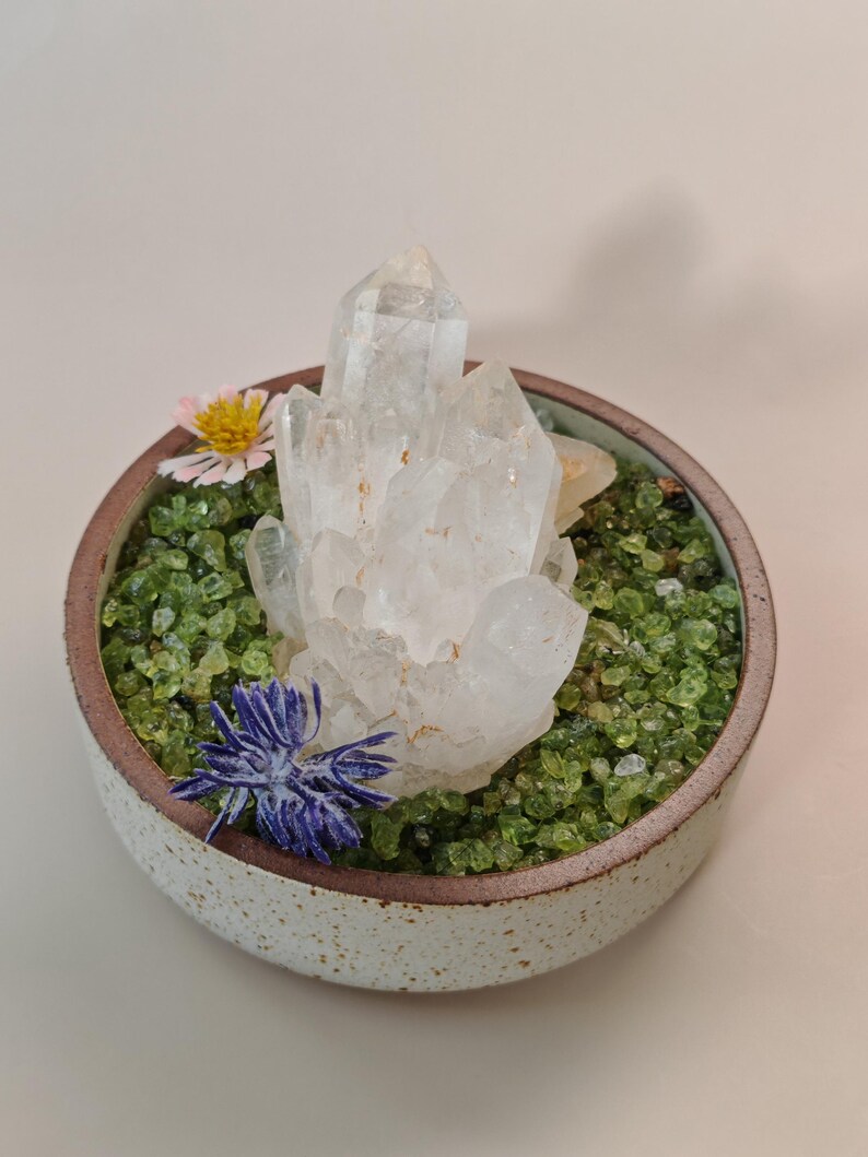 Clear Quartz Crystal Garden Landscape, Madagascar White Pineapple ...