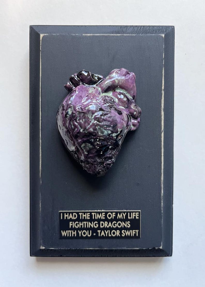 Swifty Dragon Purple Heart Ceramic Wall Art Object Plaque Heart Trophy ...