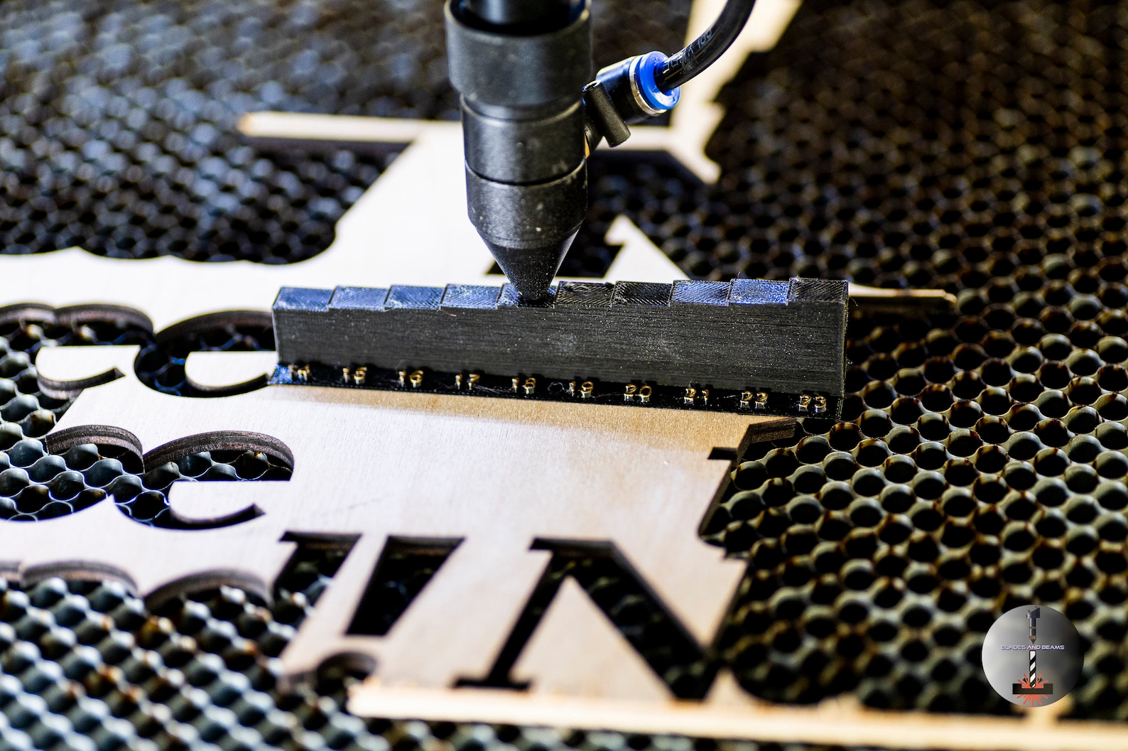 CO2 Laser Focus Tool Magnetically Sticks to Your Machine - Etsy