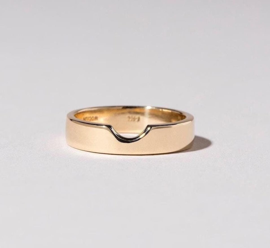 14K Solid Gold Cigar Wedding Band Ring, Unique 6mm Wide Cut Out Design ...