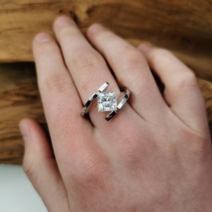 2 CT Tension Set Princess Cut Colorless Moissanite Engagement Ring, 14k ...