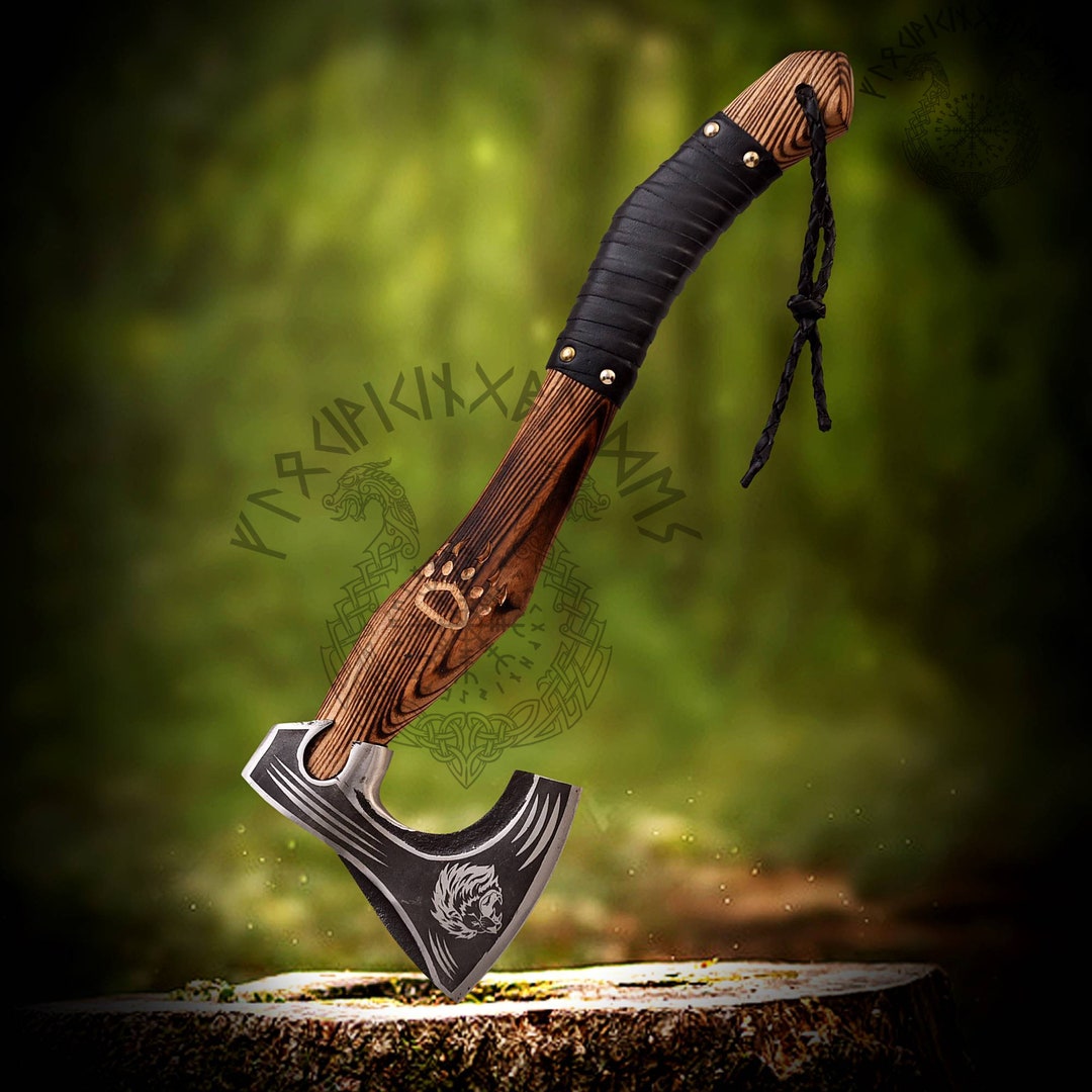 Lion Head Viking Throwing Axe/ Handmade High Carbon Viking Axe With Ash ...