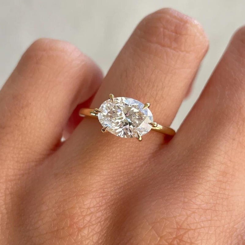 Horizontal Oval Engagement Ring - Etsy