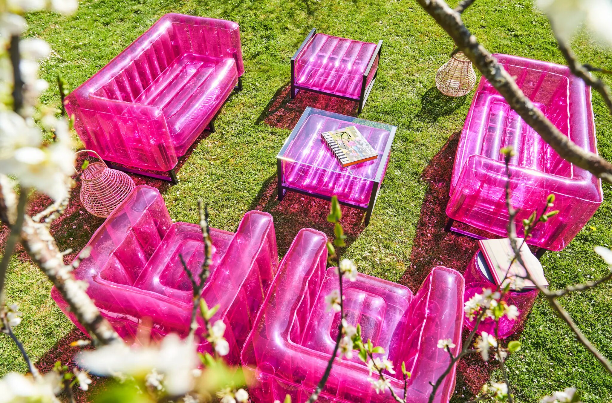 Crystal Pink & Aluminum Indoor/ Outdoor Furniture Set sofa, Armchair ...