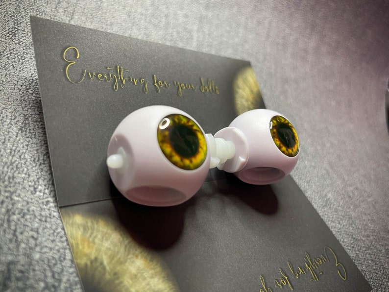 D15. Realistic and Fantasy Eyes Chips for Custom Blythe Dolls - Etsy