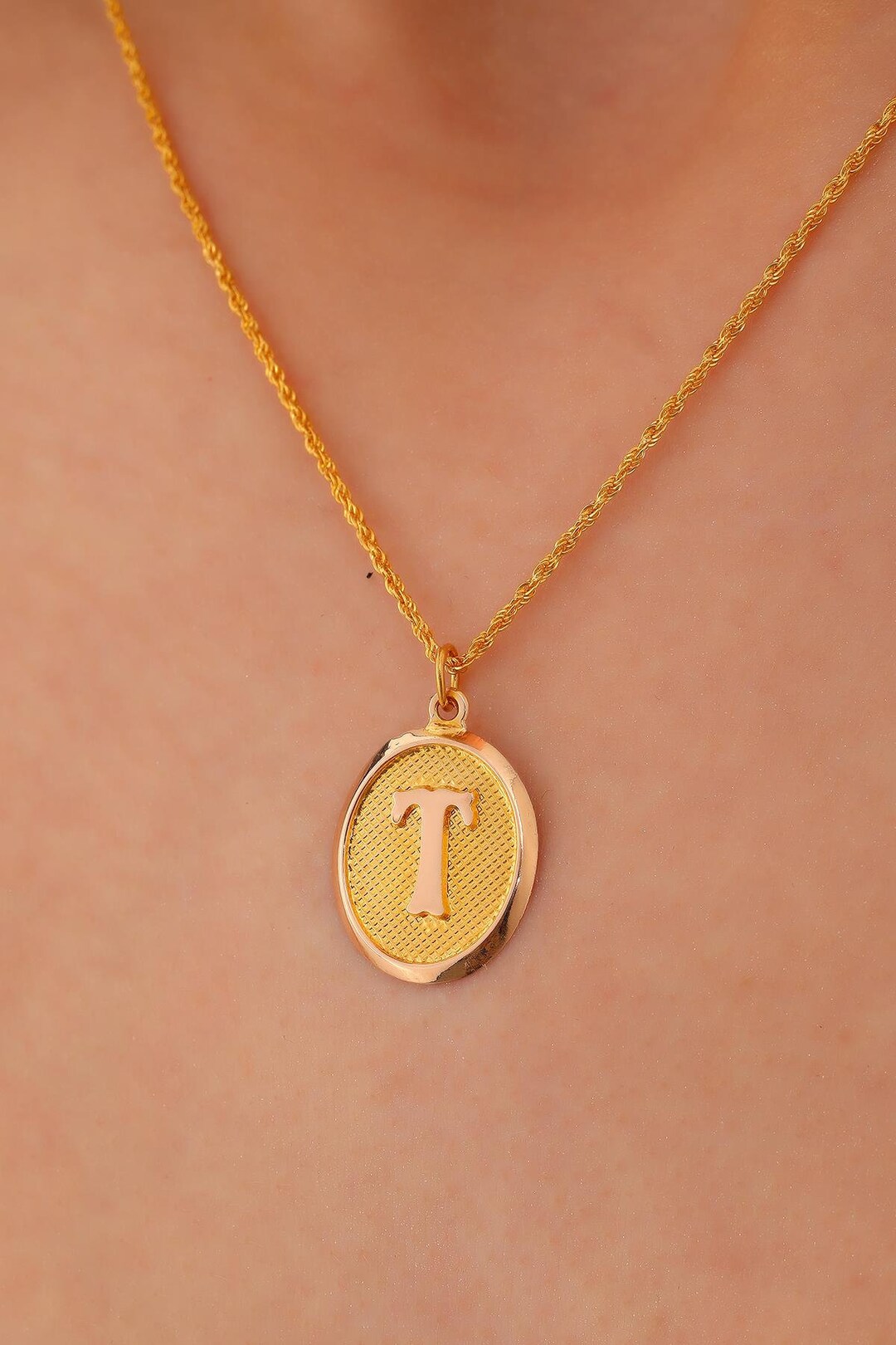 14 K Gold Nostalgia Letter T Rope Chain Necklace - Etsy