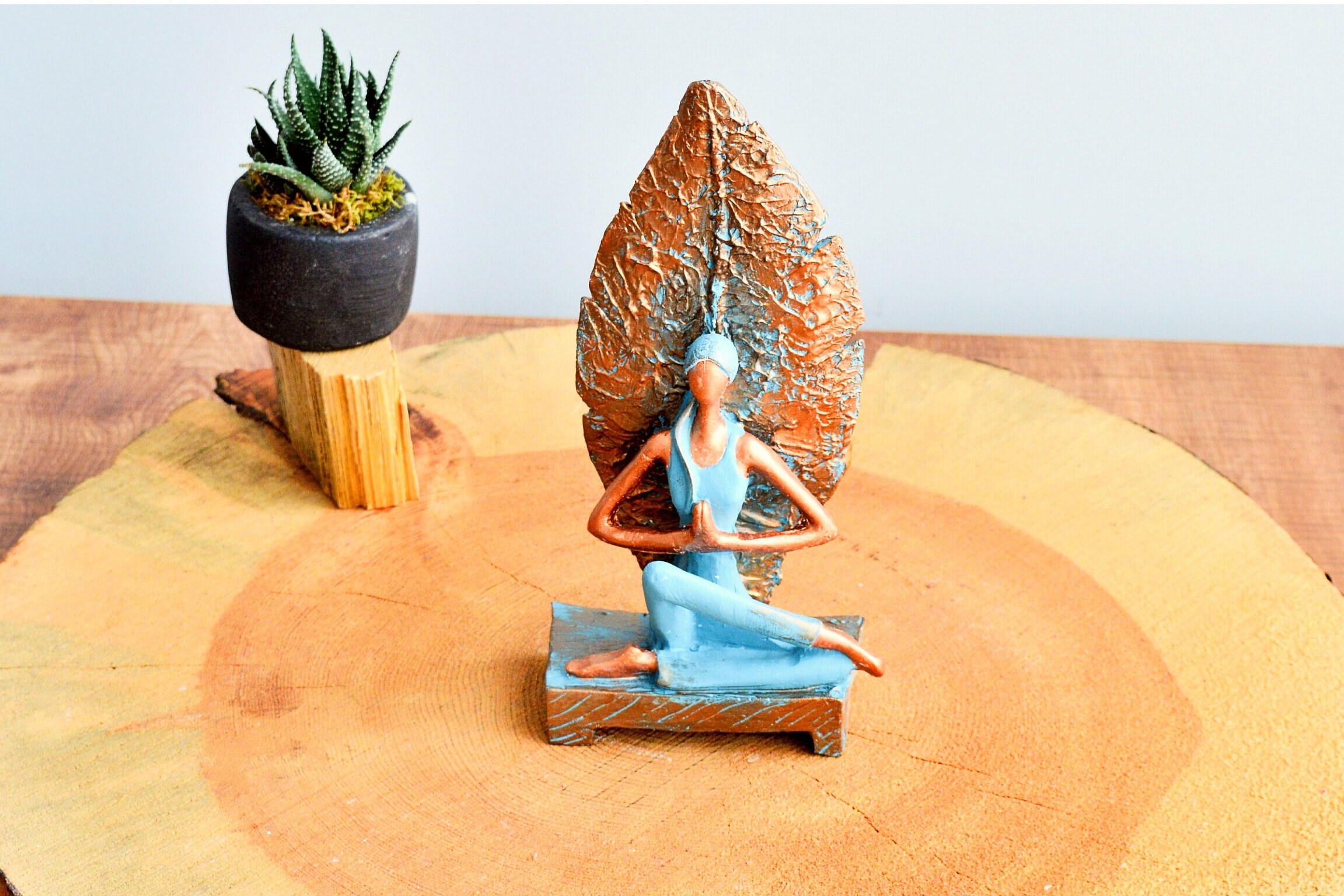 Woman Yoga Statue Woman Meditating in Lotus Pose Statue - Etsy