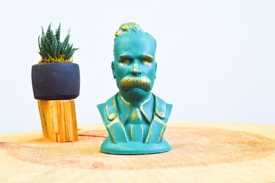 Friedrich Nietzsche Statue, Friedrich Nietzsche Sculpture, Philosopher ...