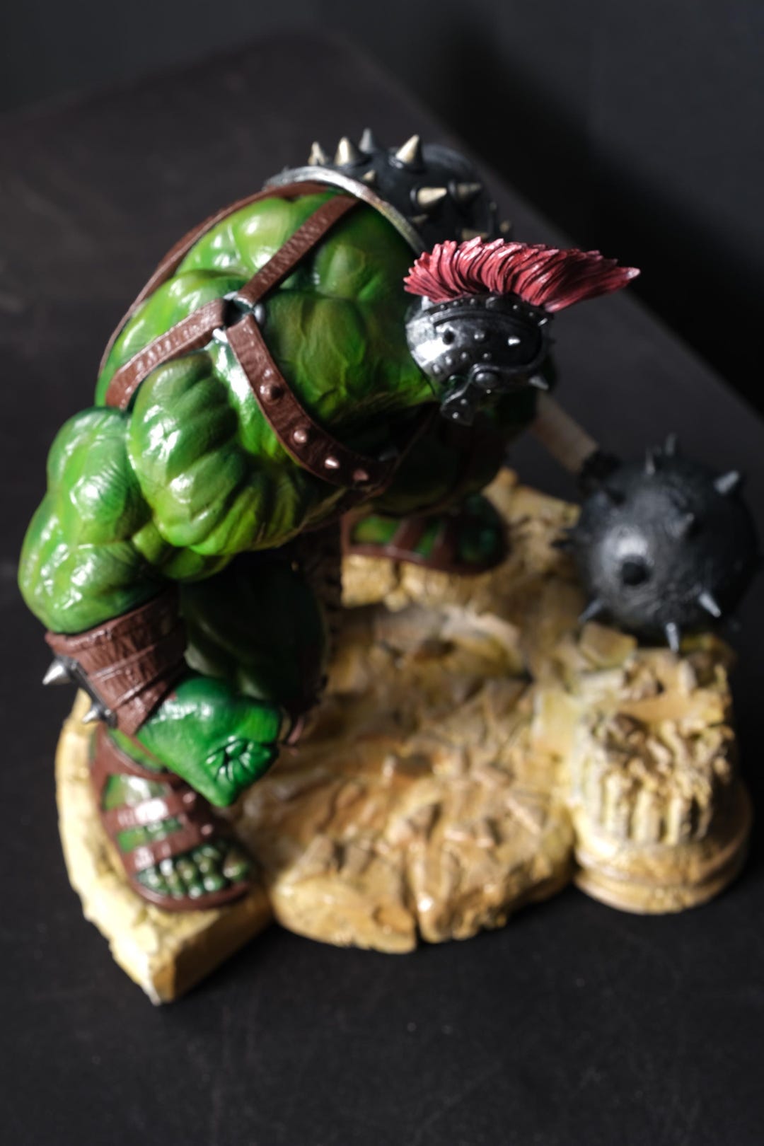 Hand-painted Gladiator Hulk Figure Limited Edition 3D Resin Collectible ...
