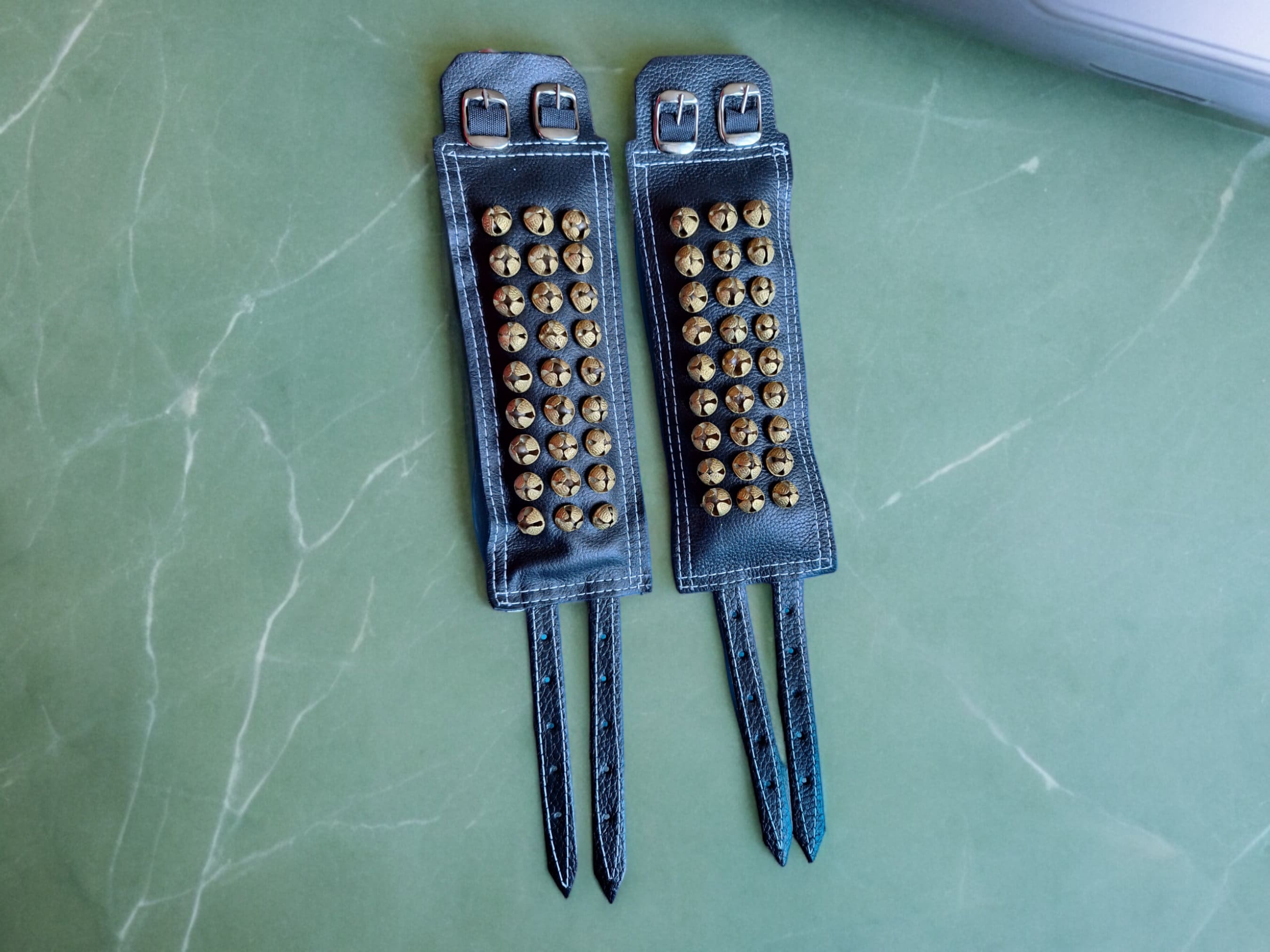 Black Leather Salangai/ghungroo/anklets /bells/payal Bharatnatyam ...