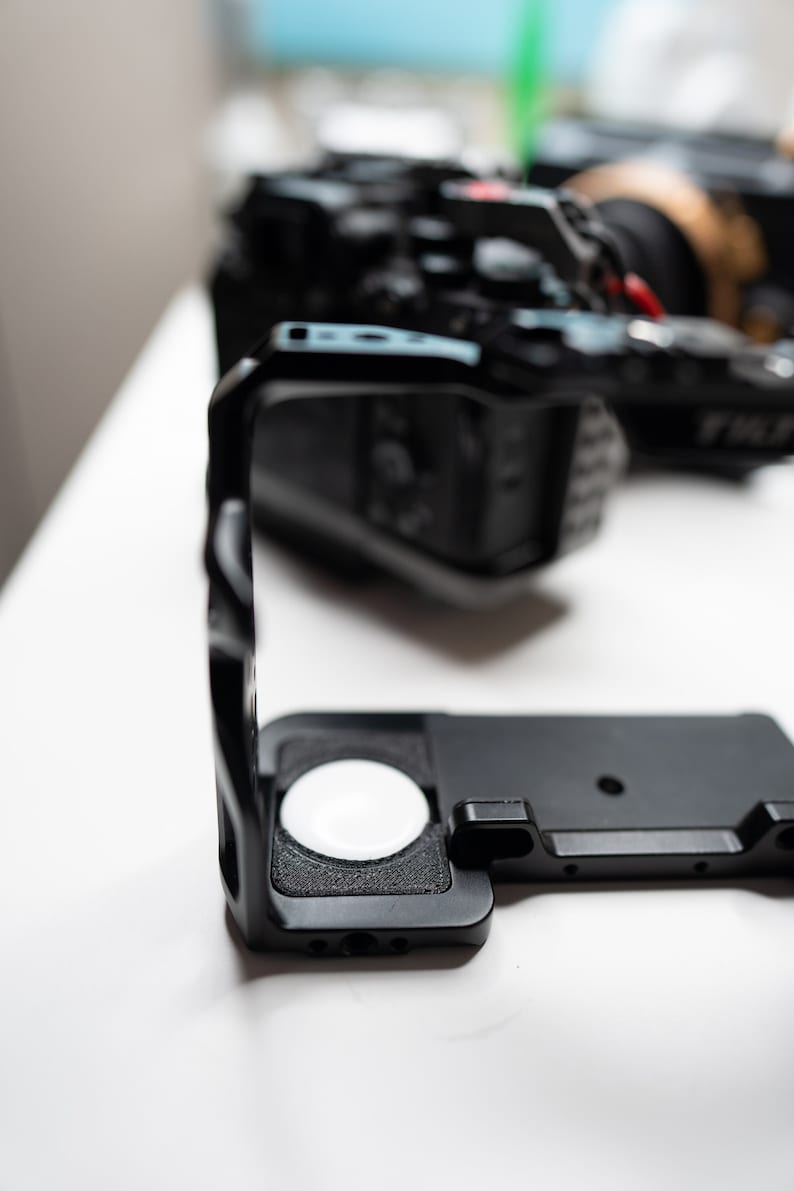 3D Printed AirTag Holder for Sony A7siii / A1 Cameras With Tilta Cage ...