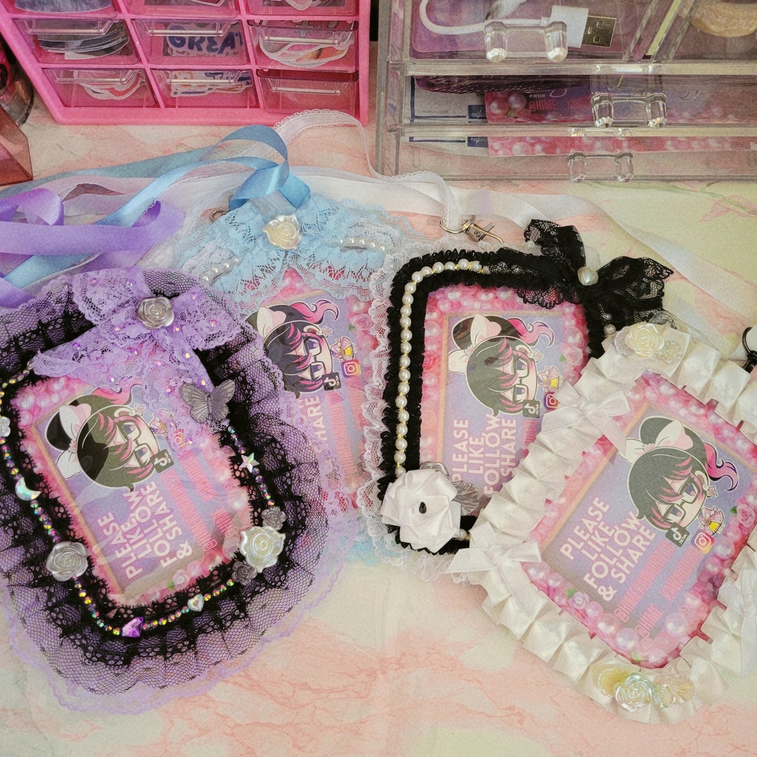 Deco Concert / Convention/ Vendor Pass Badge Holder - Etsy