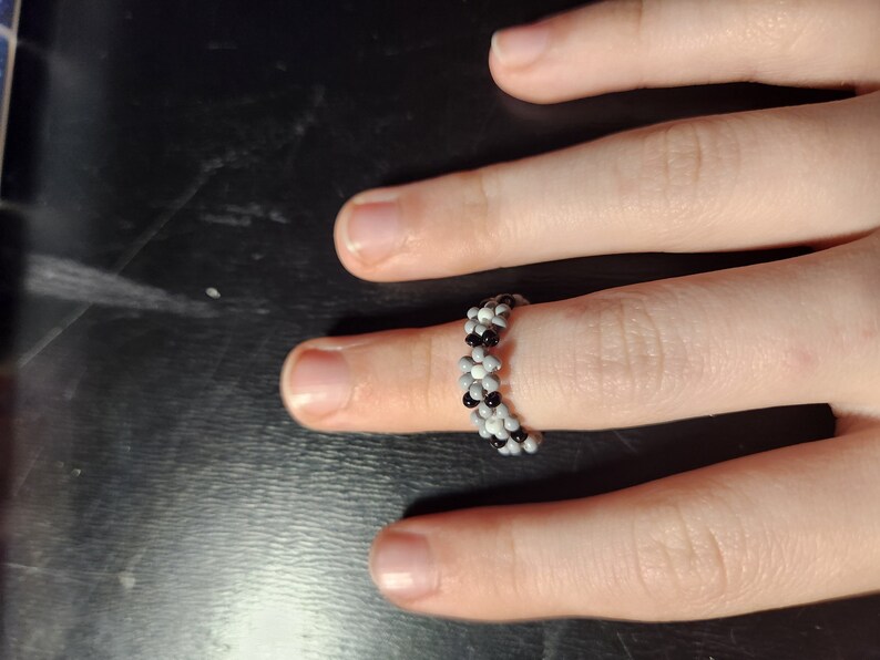 Beaded Daisy Rings - Etsy