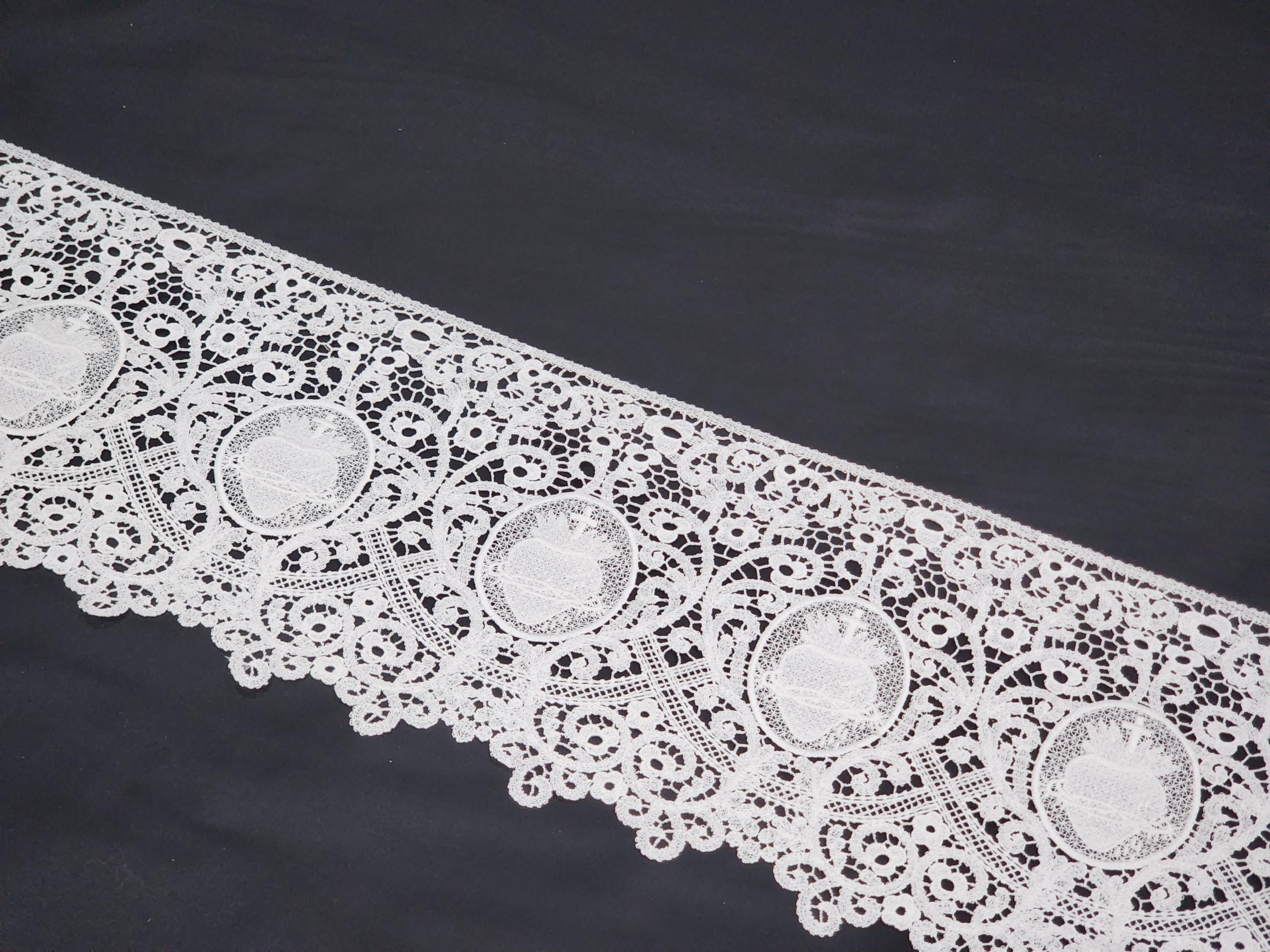 Merletto With Sacred Heart of Jesus Cotton Liturgical Lace (11") - Etsy