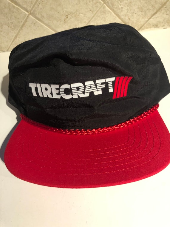 Vintage red black tirecraft - Gem