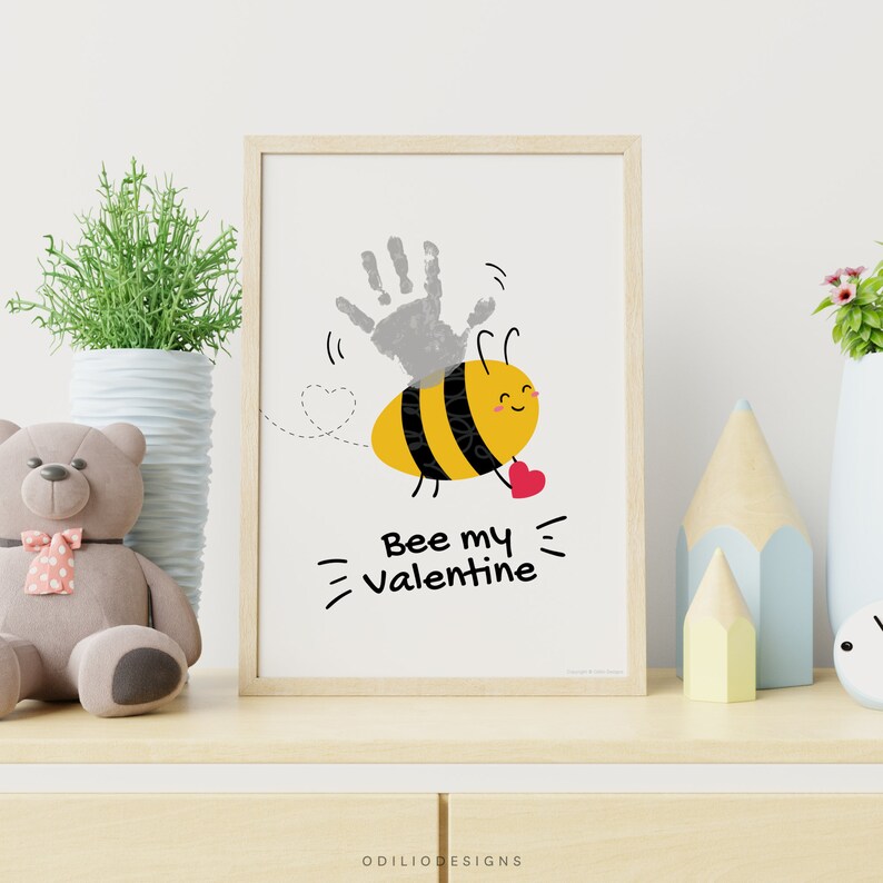 Bee My Valentine Handprint Craft for Toddler Valentines Cards Printable ...